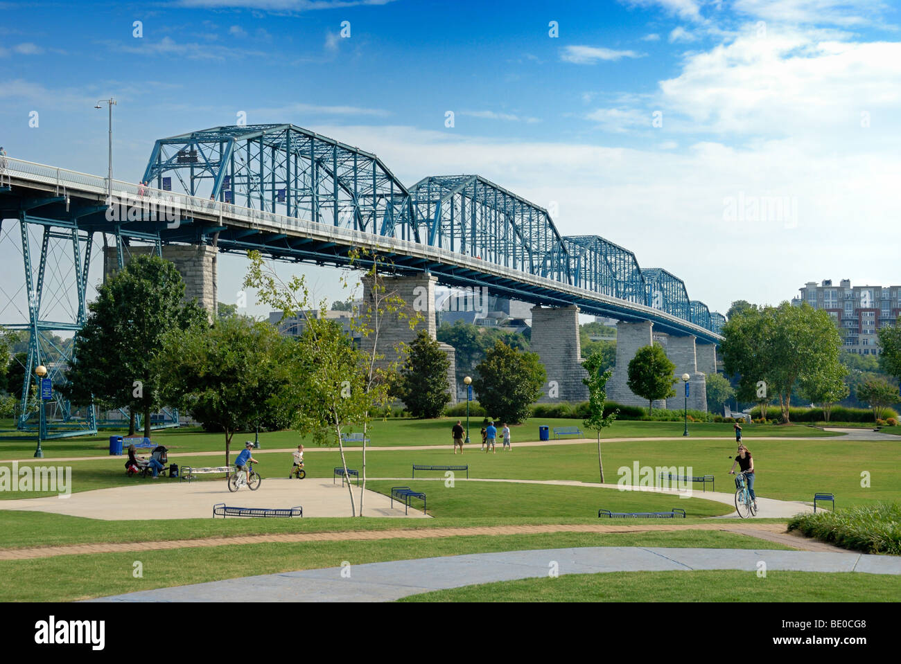 Built in 1890, the 2,376ft (720 m) Walnut street pedestrian bridge ...
