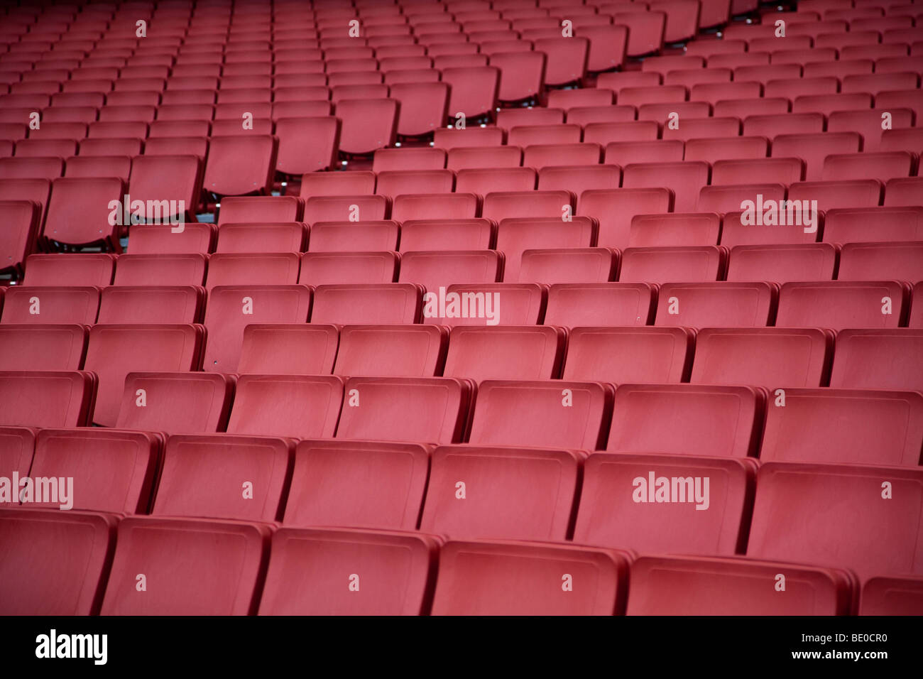 Empty football stadium arsenal hi-res stock photography and images - Alamy