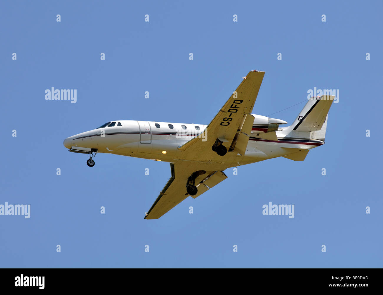 Cessna Citation aircraft landing at Birmingham International Airport ...