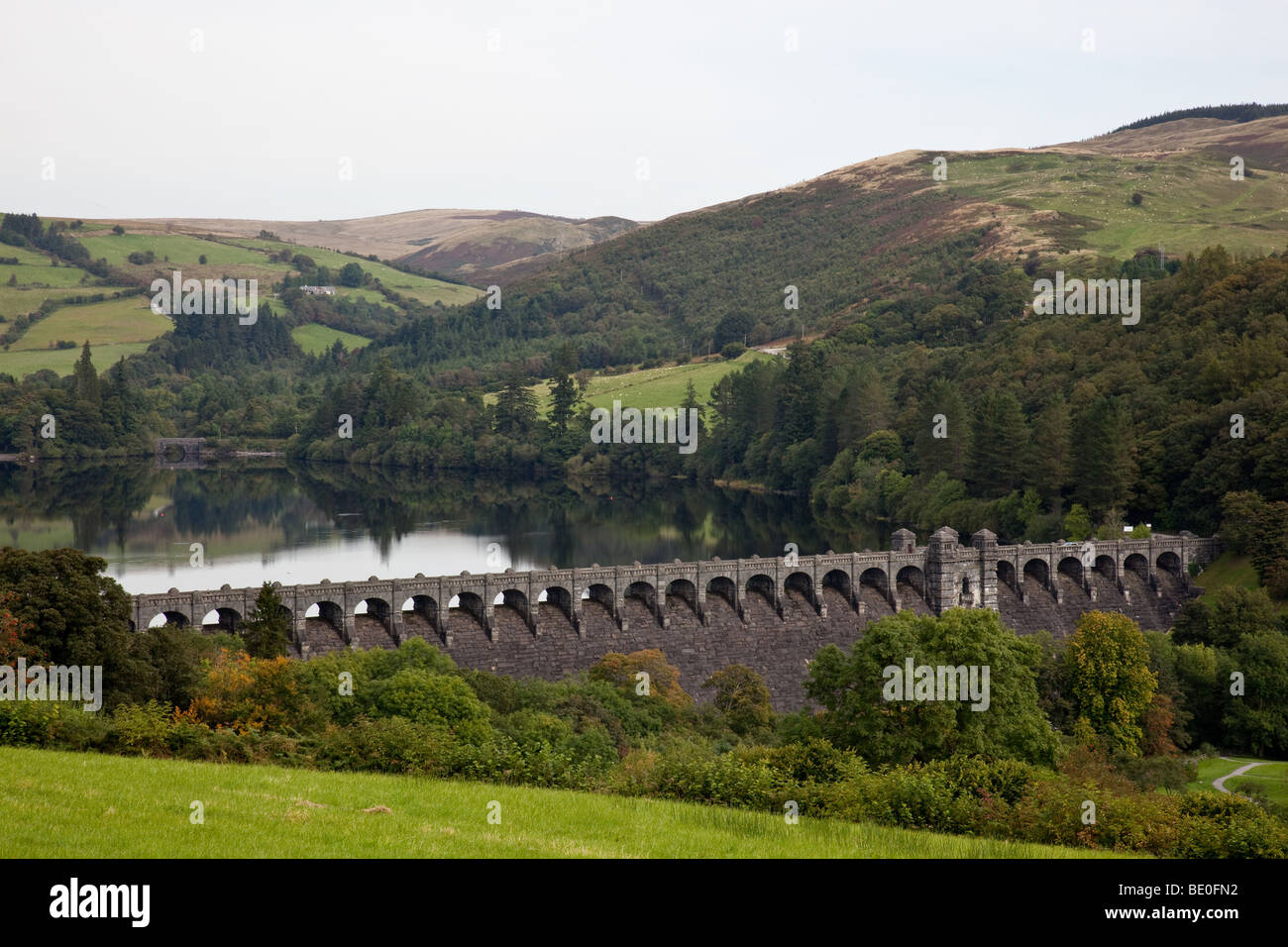Victorian architecture of the dam at Lake Vyrnwy, Powys, Wales Stock ...