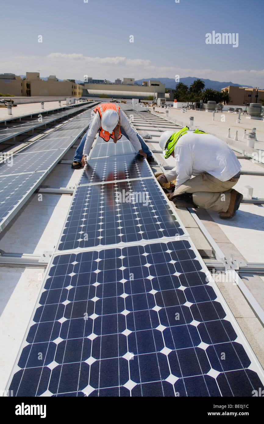 Solar bus hi-res stock photography and images - Alamy