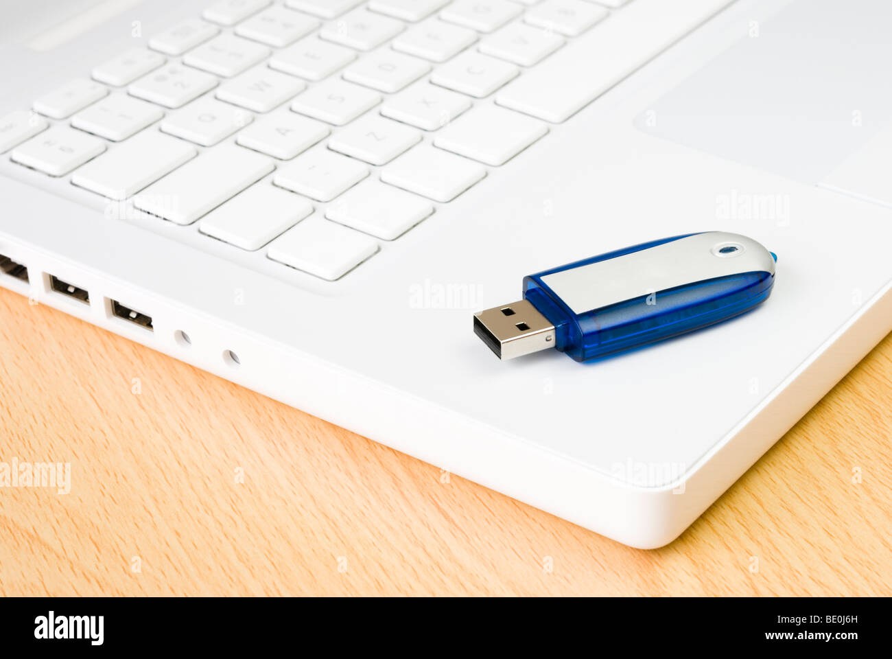 Laptop usb flash pen drive hi-res stock photography and images - Alamy