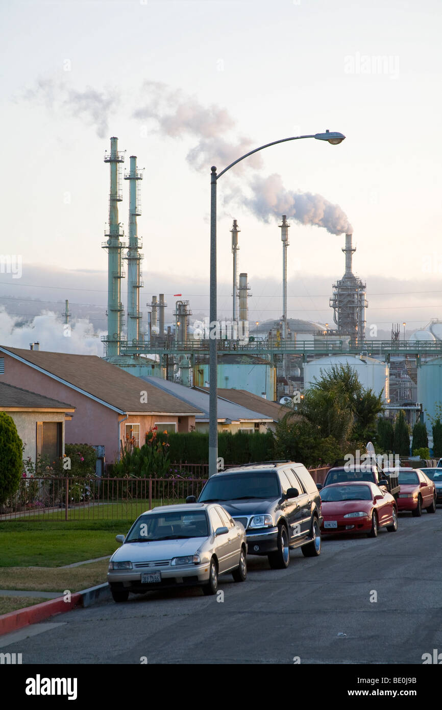 Residential houses next to oil refinery at Wilmington. Los Angeles ...