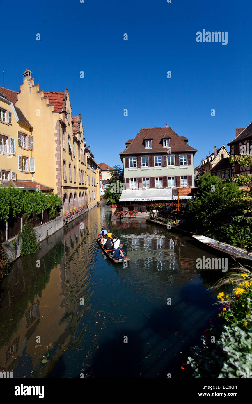 Old boot inn hi-res stock photography and images - Alamy