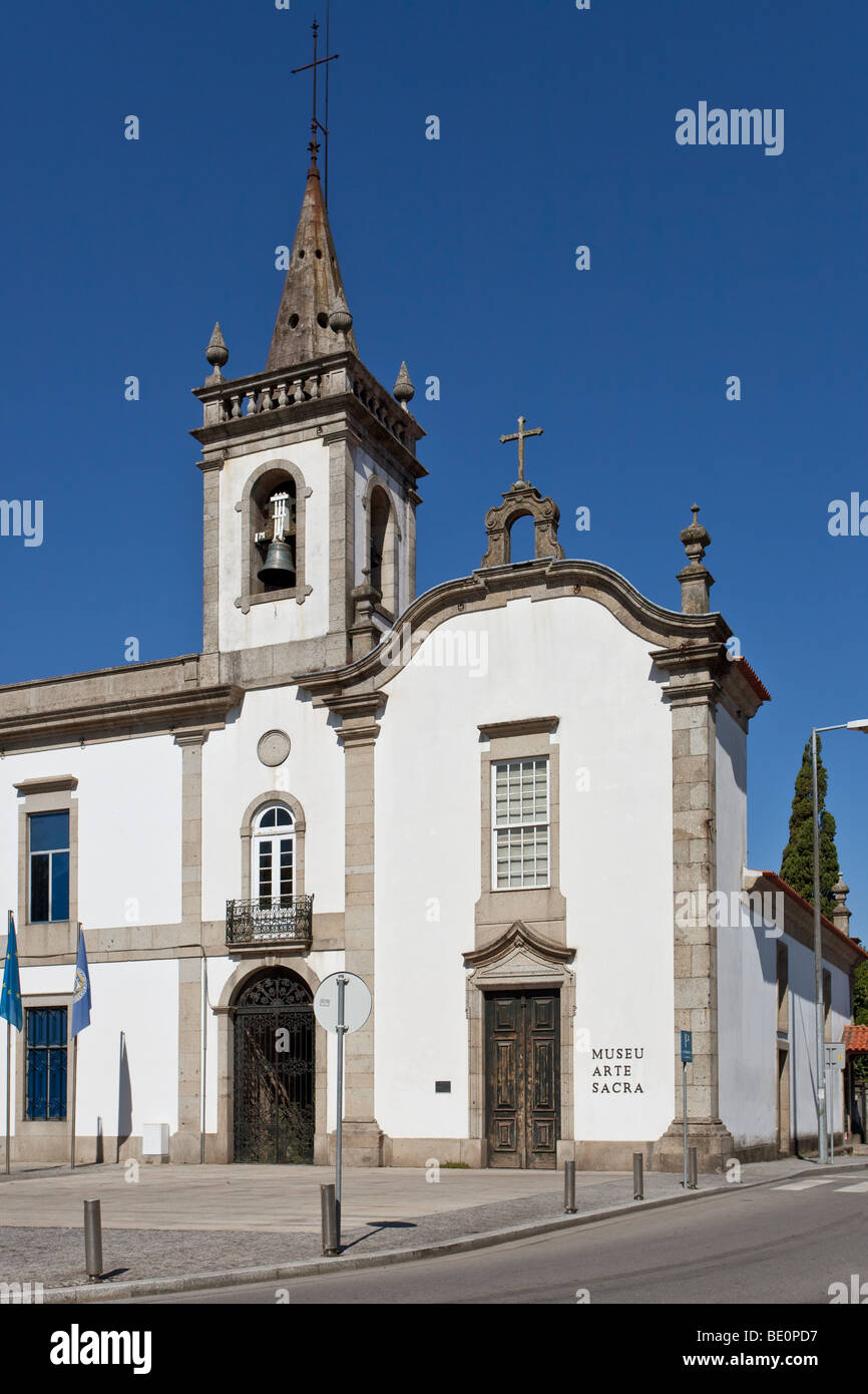 Lapa Chapel - a Sacred Art Museum (right), and the Lusiada University ... Lapa Chapel - a Sacred Art Museum (right), and the Lusiada University ...