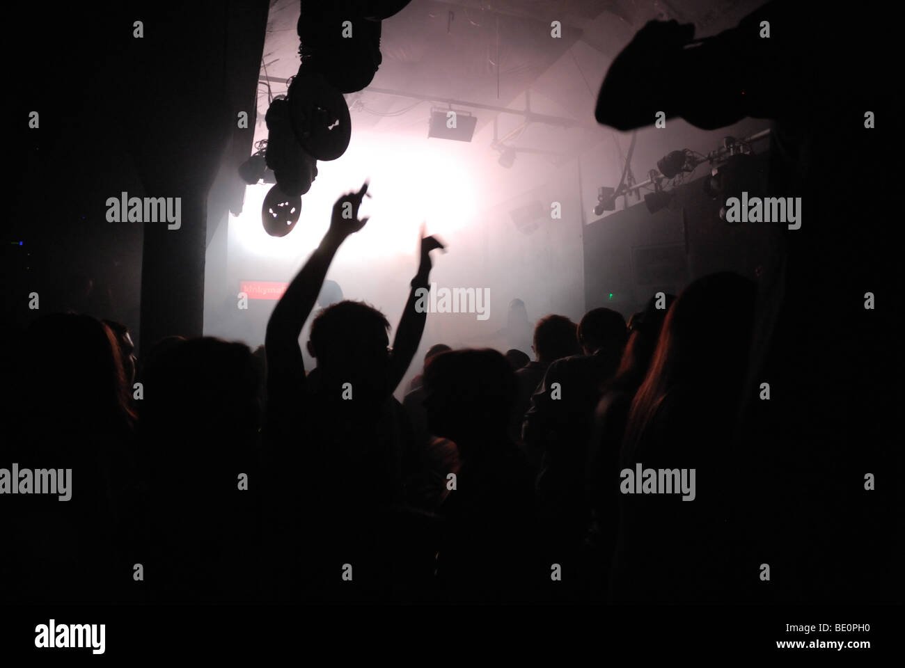 Raver dance hi-res stock photography and images - Alamy