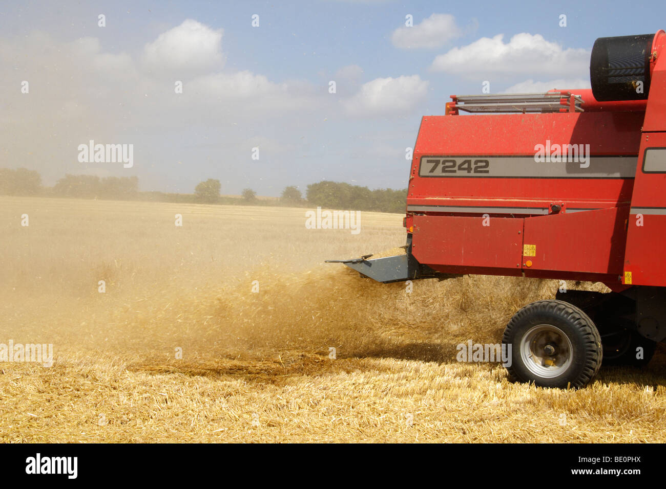Chaff bridge hi-res stock photography and images - Alamy