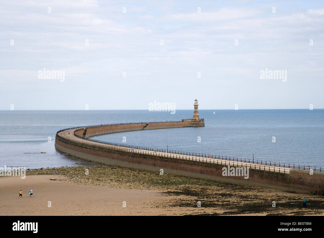 Roker Pier Lighthouse Curved High Resolution Stock Photography and ...