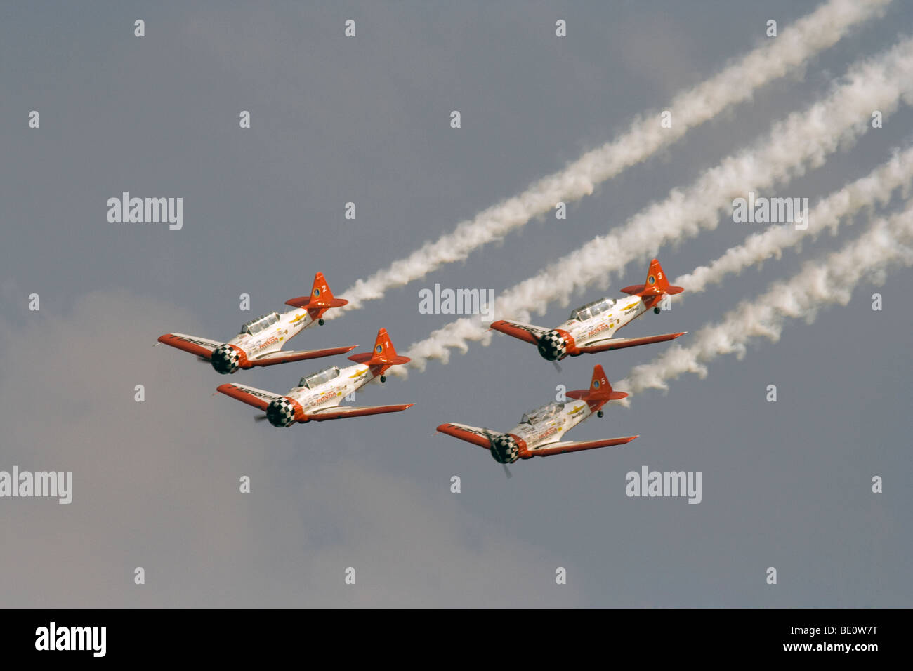 The Aero Shell Aerobatic Team. The Chicago Air and Water Show 2009 ...