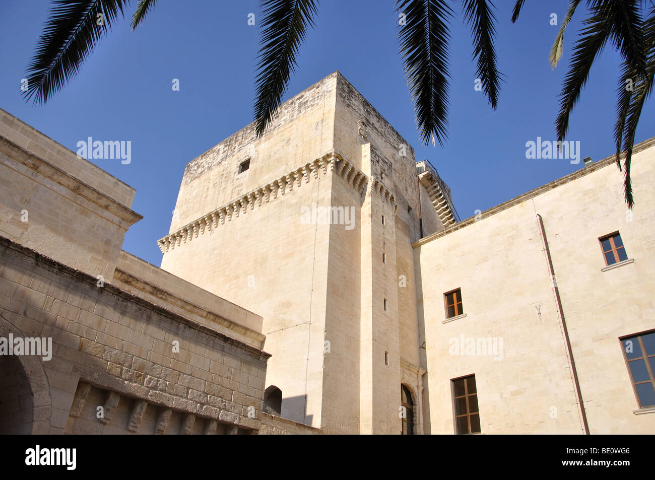 Castello carlo v lecce hi-res stock photography and images - Alamy