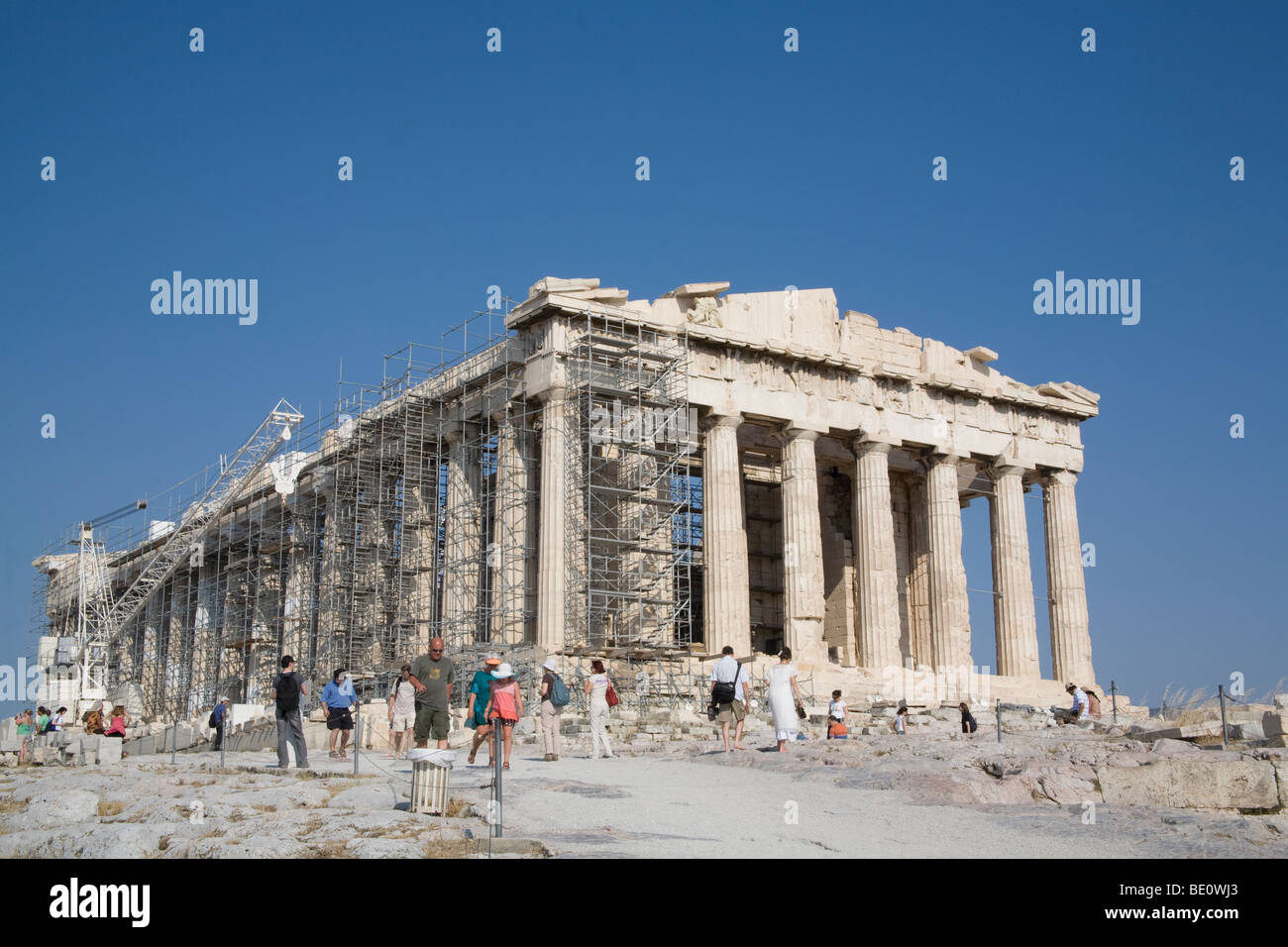 Scaffolding on the Parthenon Athens Greece Stock Photo - Alamy