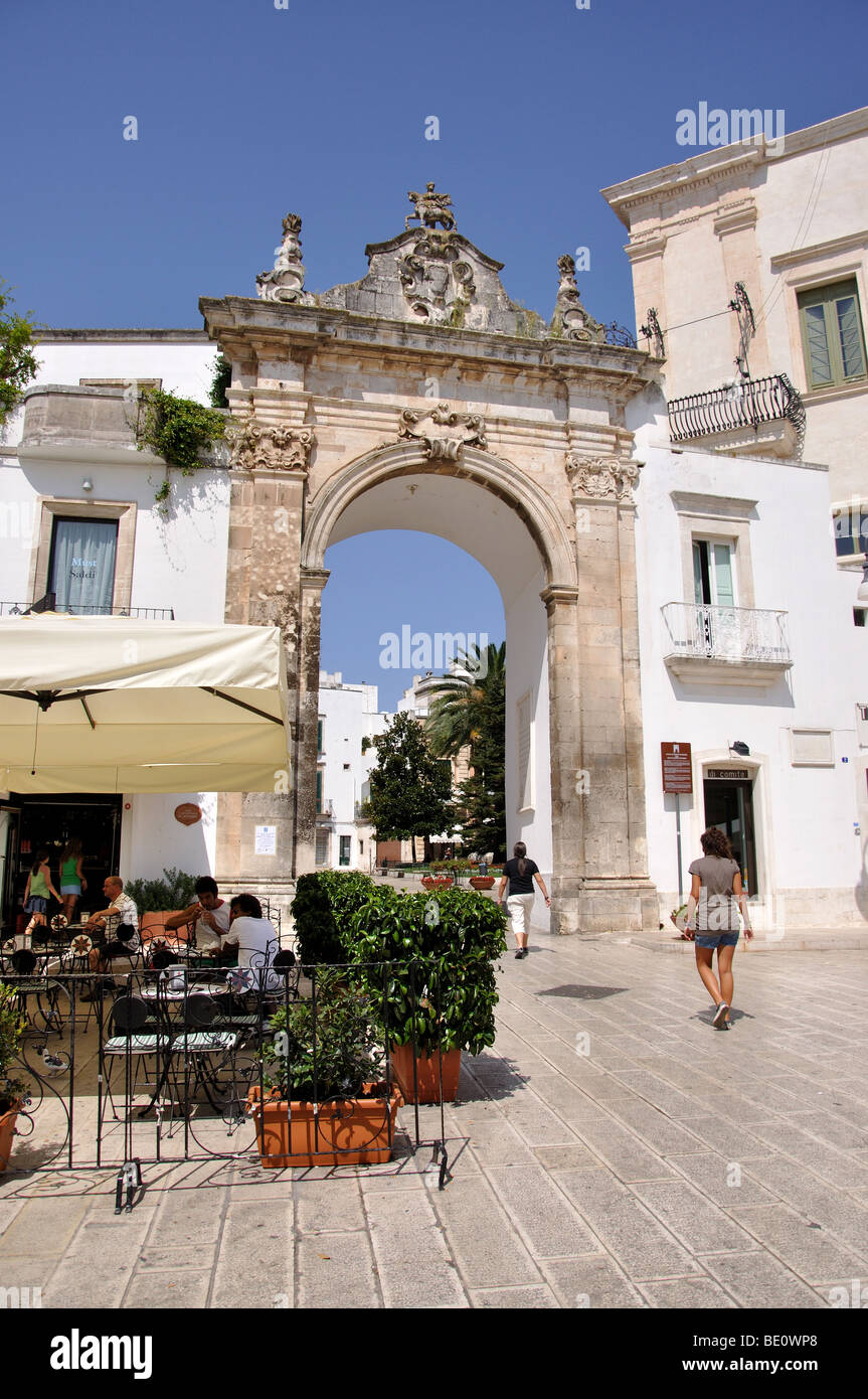 Taranto old town hi-res stock photography and images - Alamy