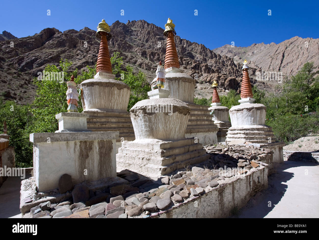 India ladakh mani wall hi-res stock photography and images - Alamy