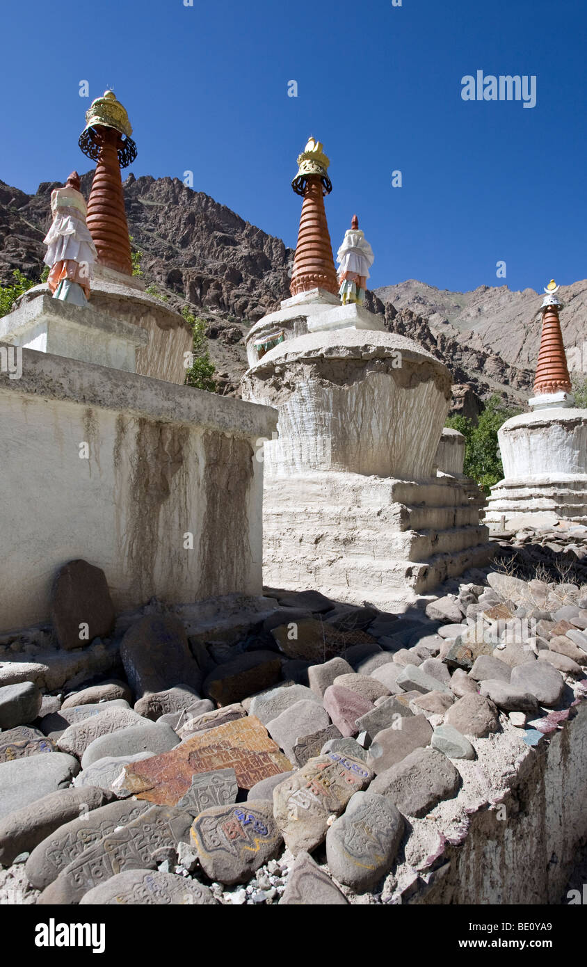 Mani wall and chortens. Hemis Gompa. Ladakh. India Stock Photo - Alamy