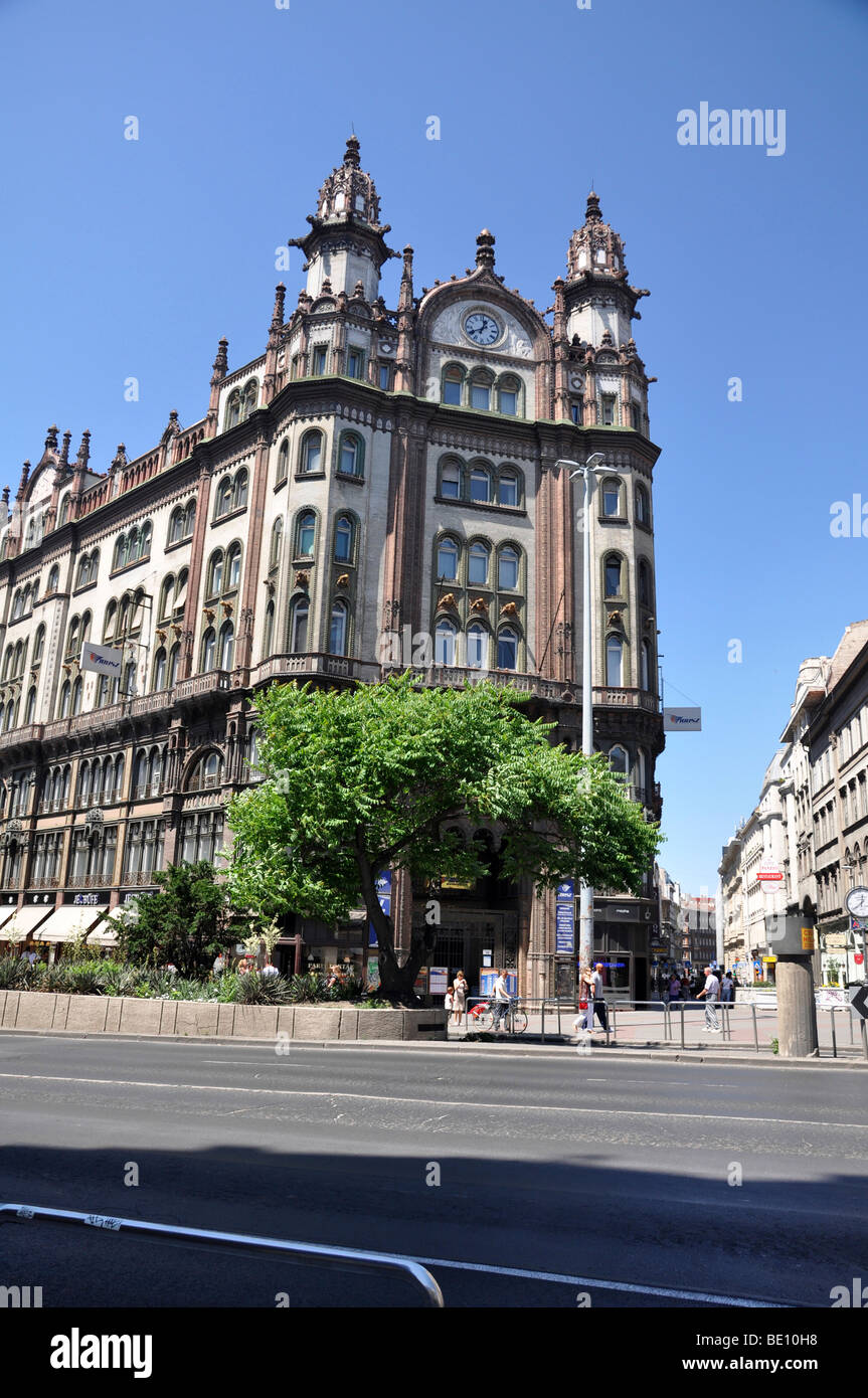 Budapest historic architecture hi-res stock photography and images - Alamy
