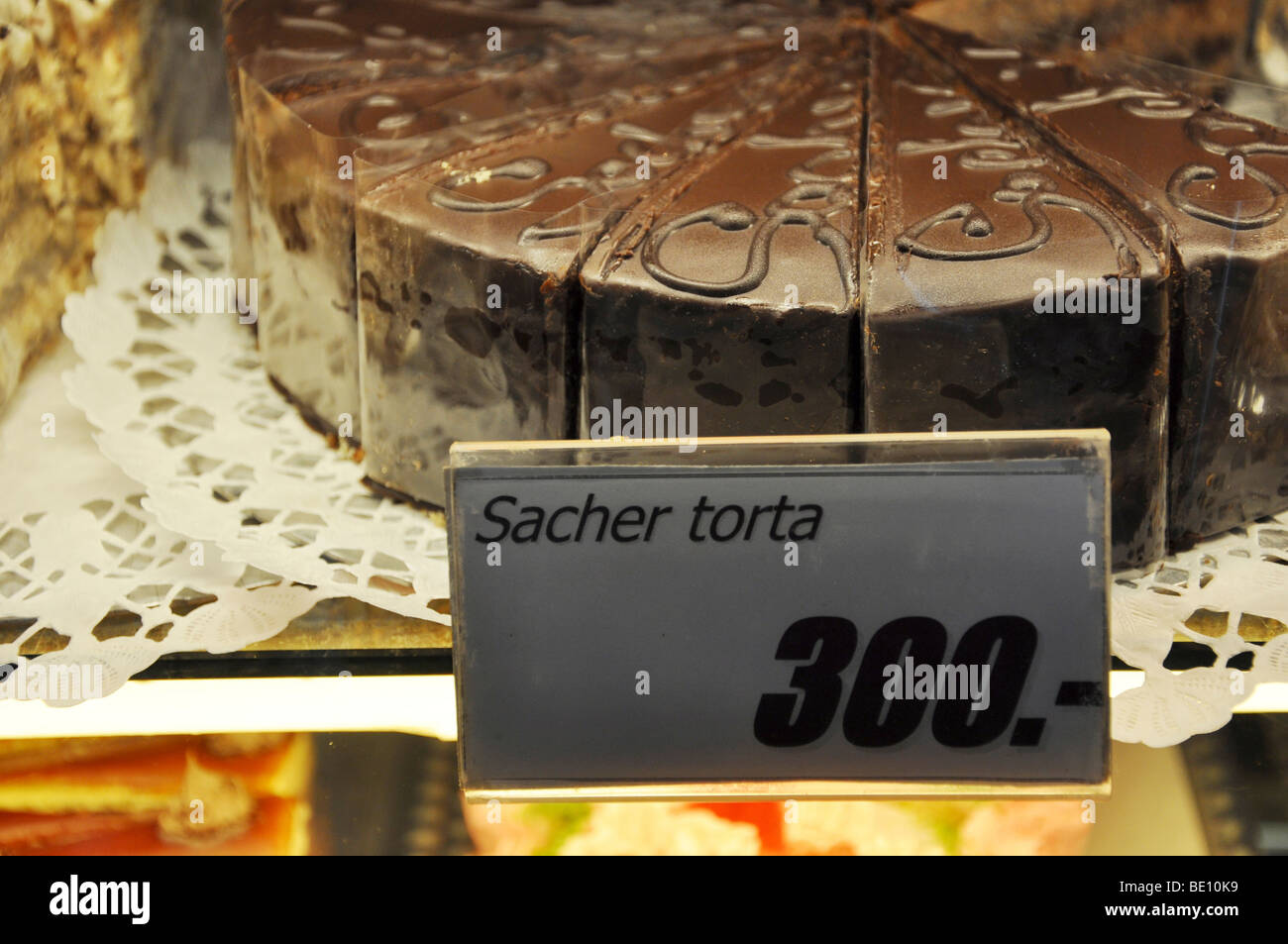 Hungarian cake hi-res stock photography and images - Alamy