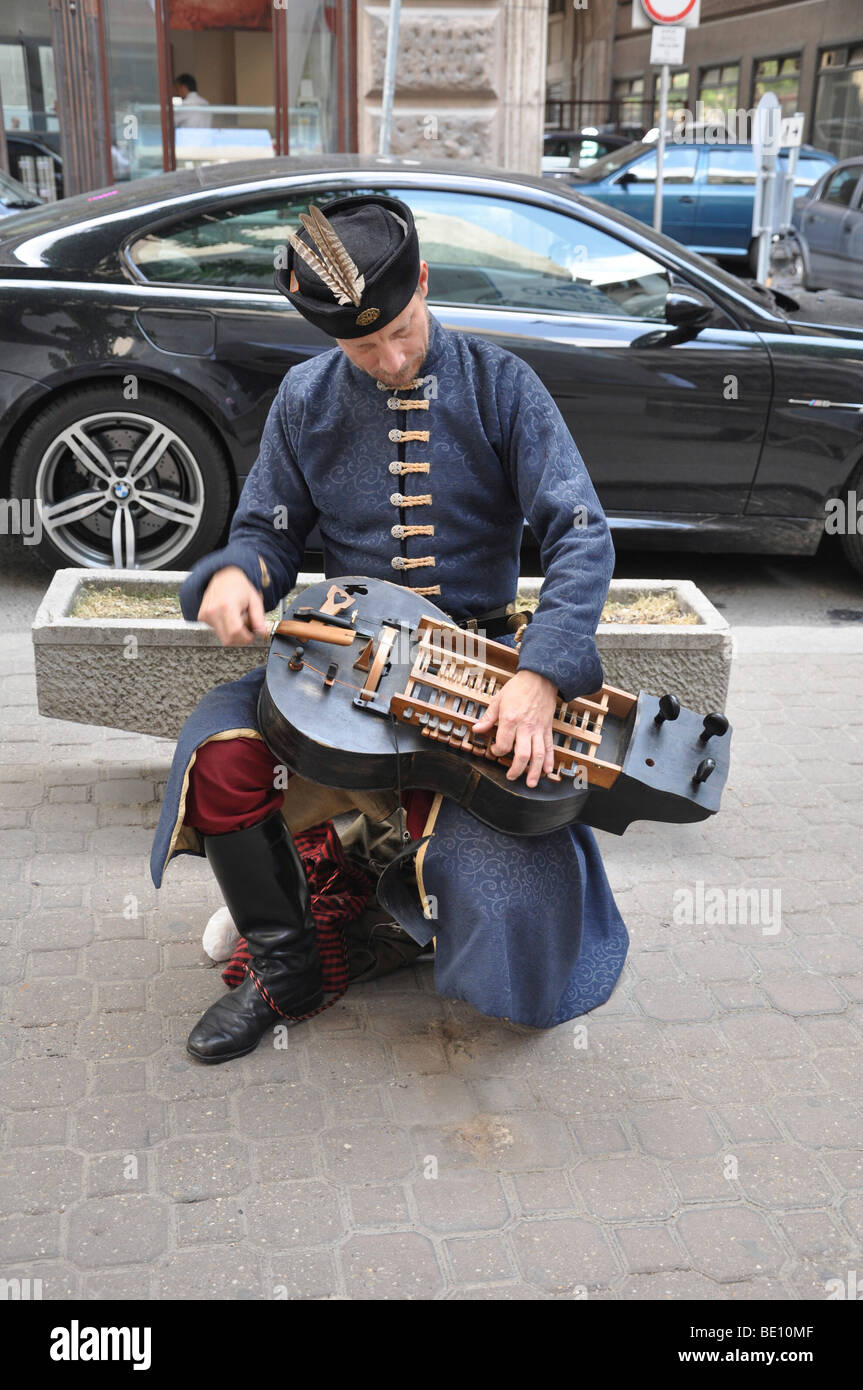 Hungarian musicians hi-res stock photography and images - Alamy