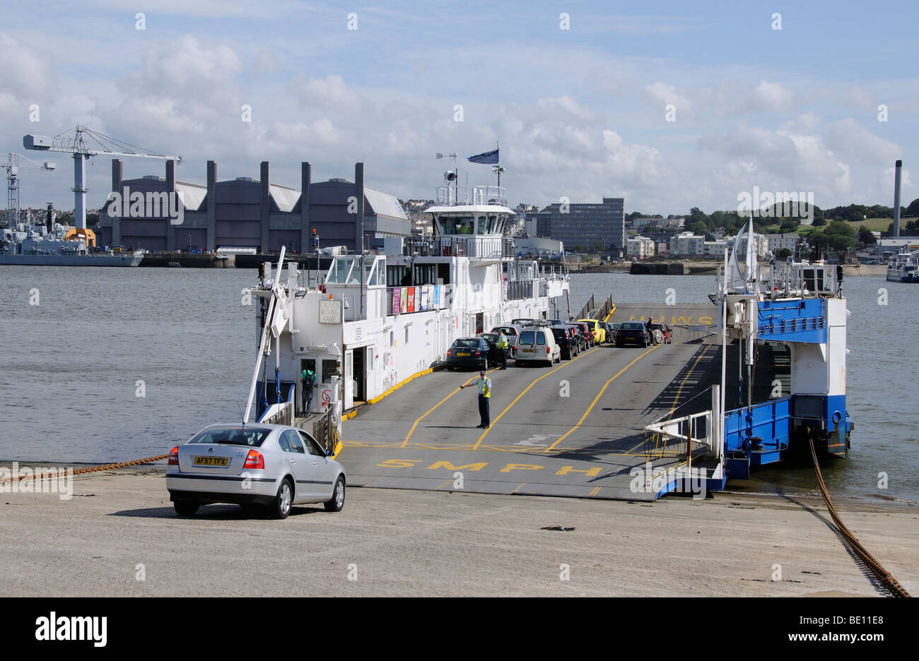Loading the Torpoint ferry and the Tamar River between Devonport ...