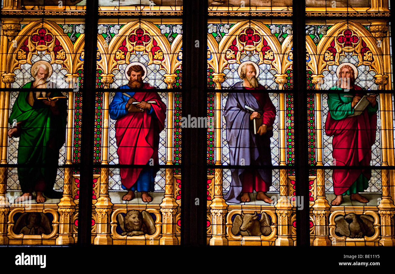 Cologne cathedral inside hi-res stock photography and images - Alamy