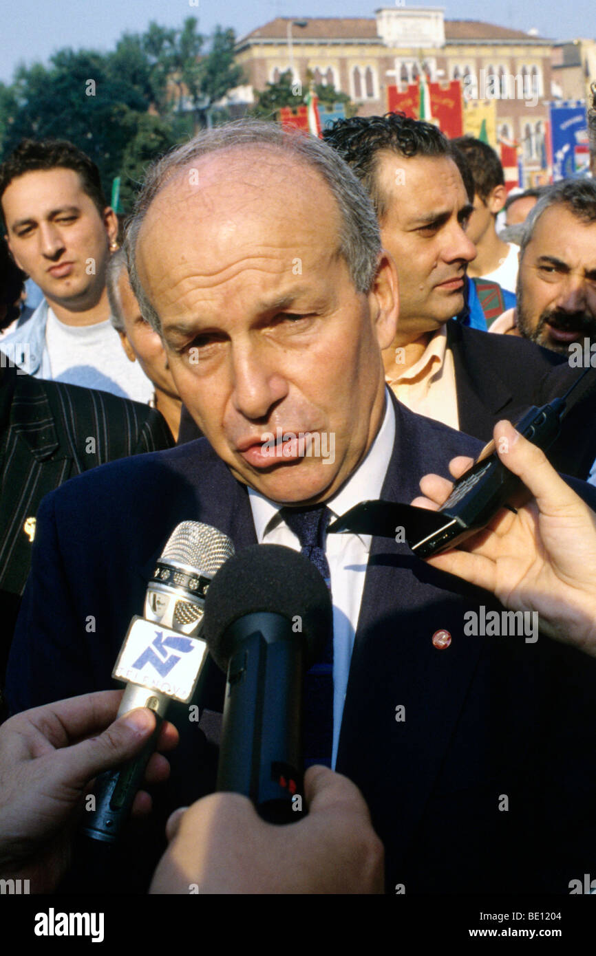 Fausto bertinotti hi-res stock photography and images - Alamy