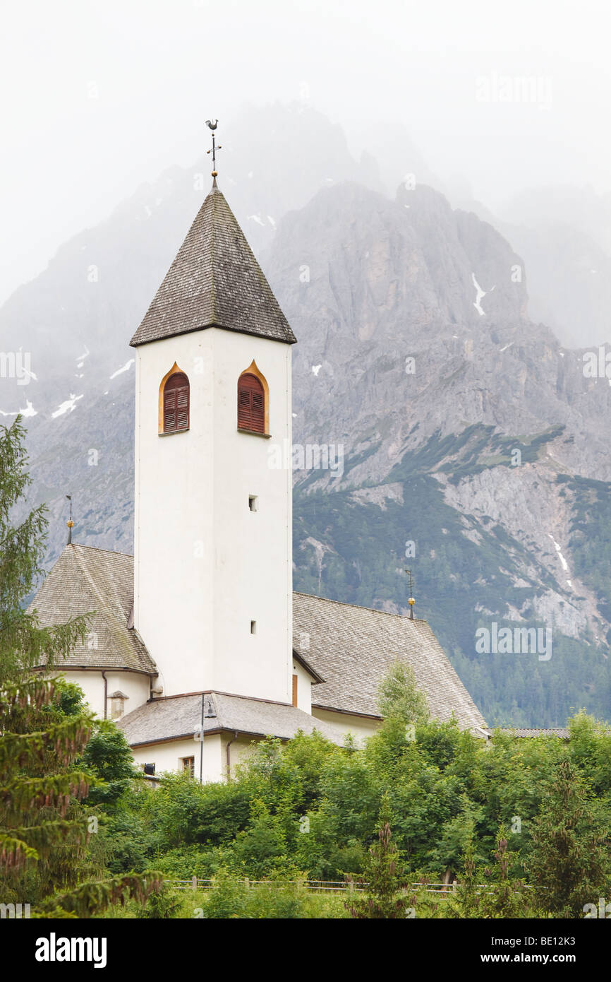 White church high tower hi-res stock photography and images - Alamy