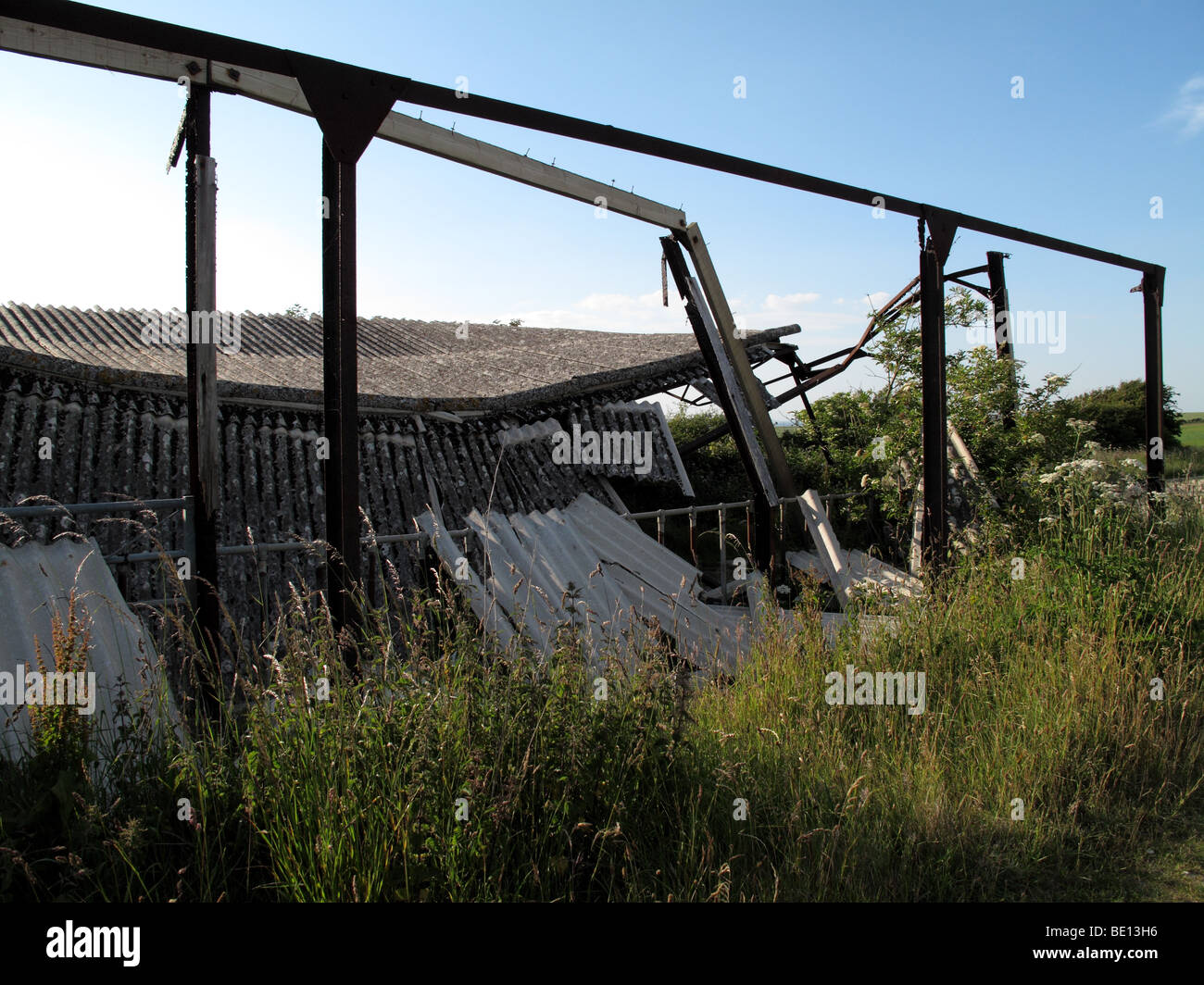 Falling down barn Stock Photo - Alamy