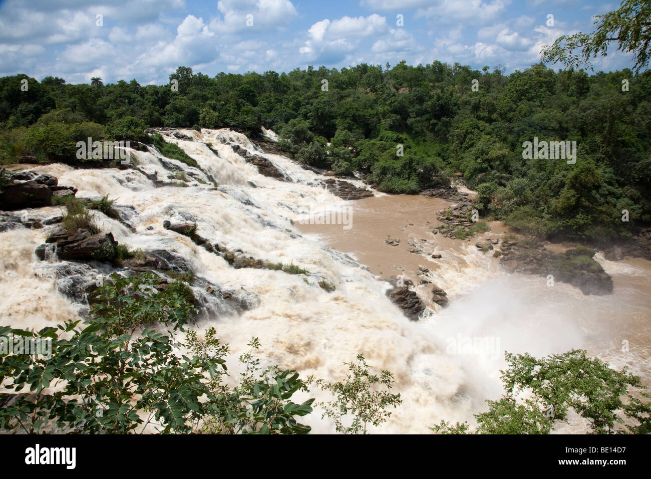 The impressive Gurara Falls, on the Gurara River in Nigeria's Niger ...