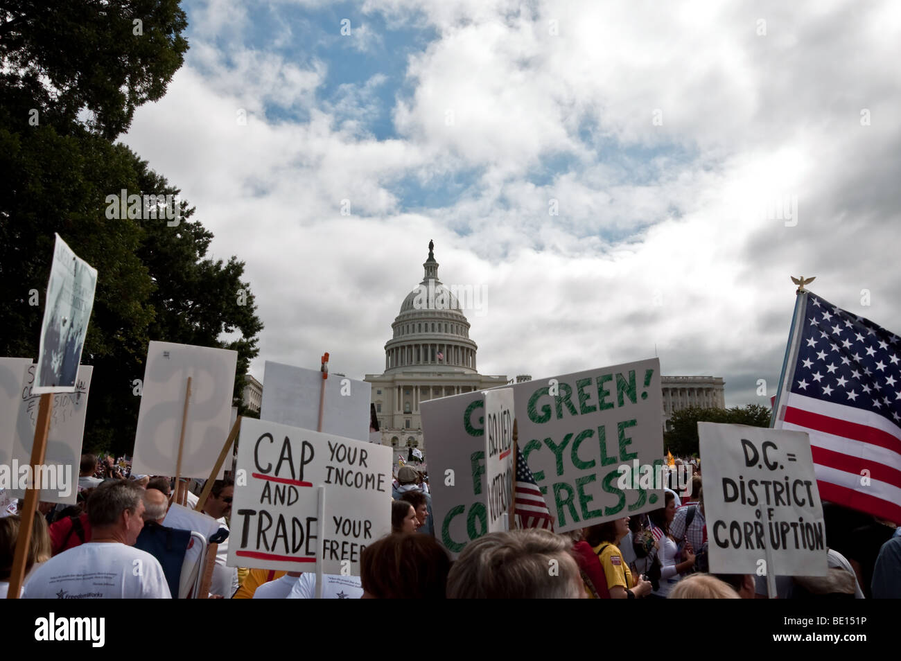 Capitol protest signs hi-res stock photography and images - Alamy