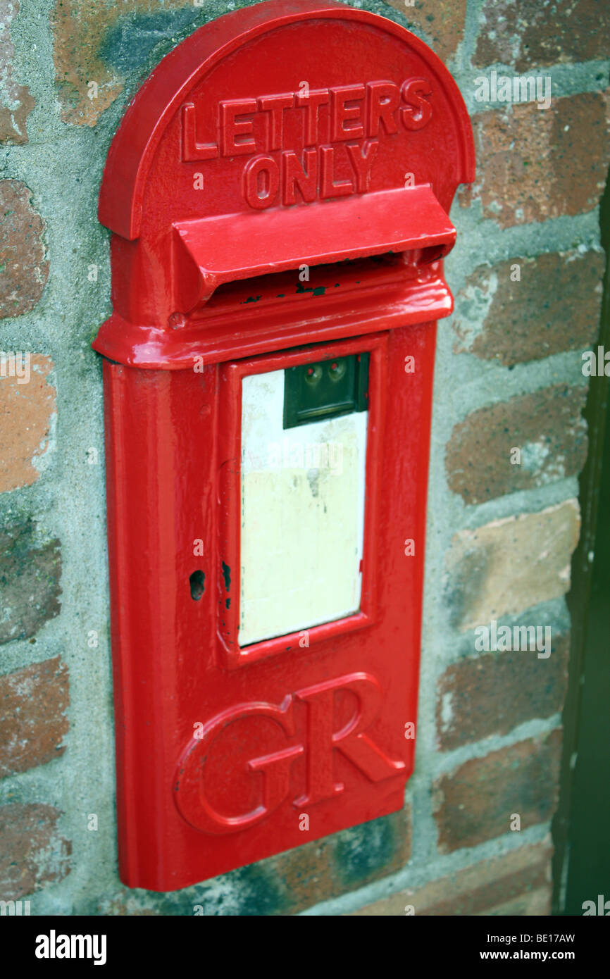 An old fashioned post box Stock Photo - Alamy