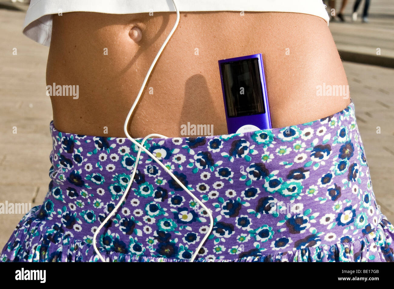 Young people, ipod Stock Photo - Alamy