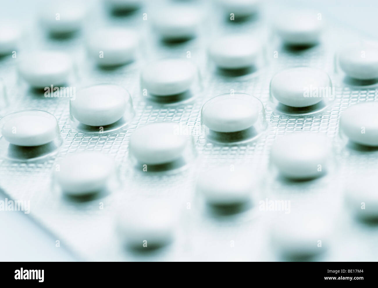 Coated tablets hi-res stock photography and images - Alamy
