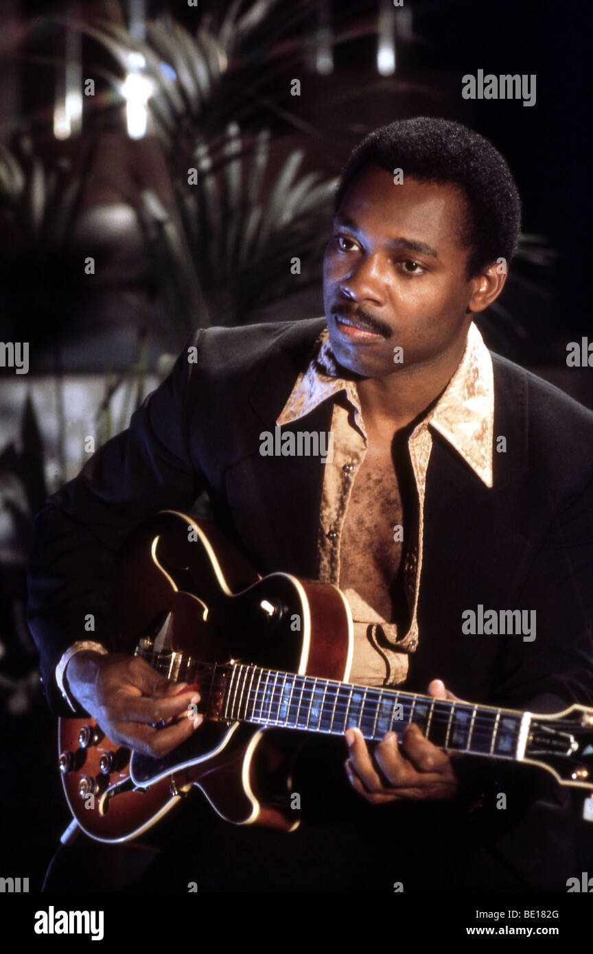 George benson 1980s hi-res stock photography and images - Alamy