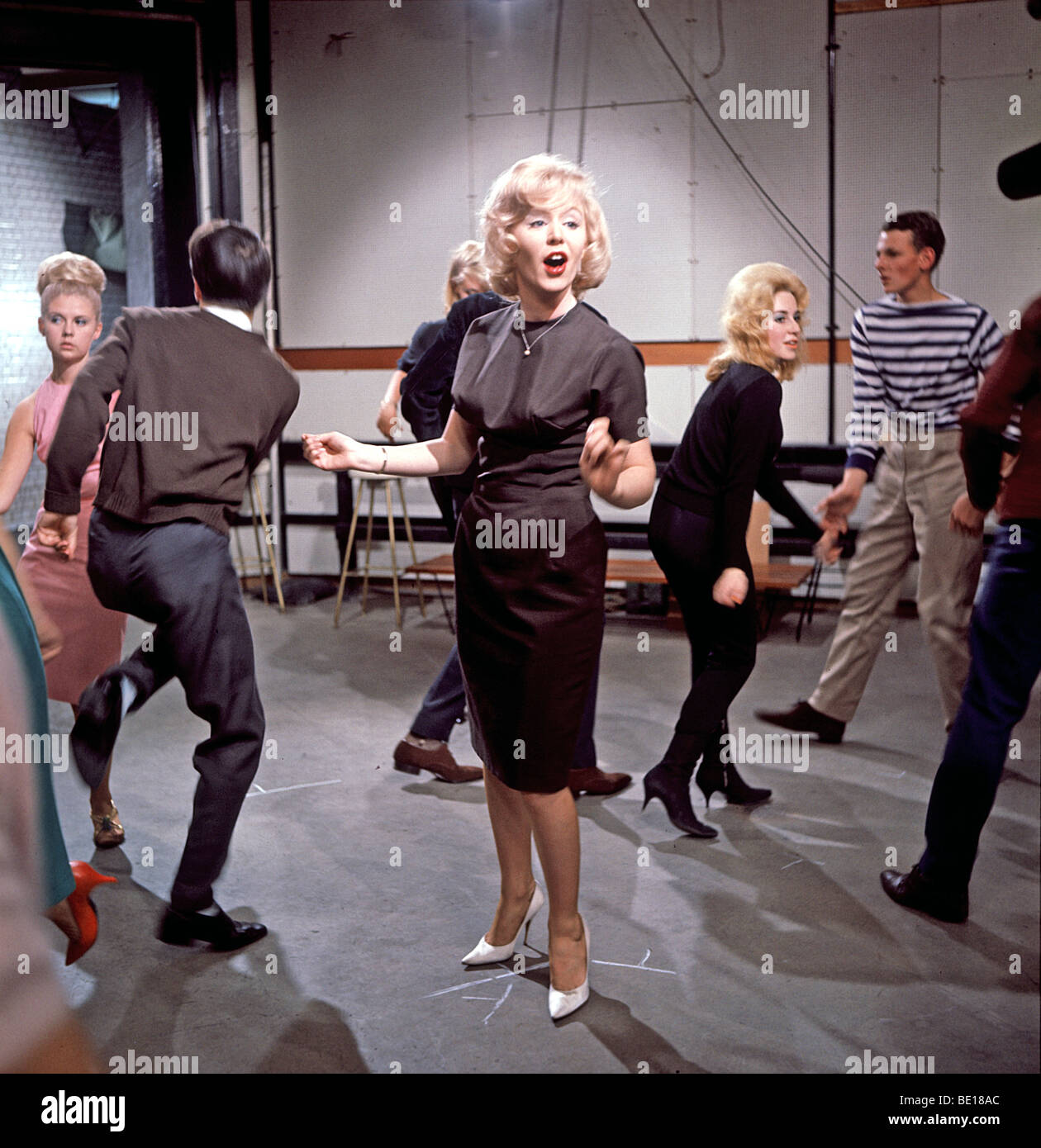 Kathy kirby hi-res stock photography and images - Alamy