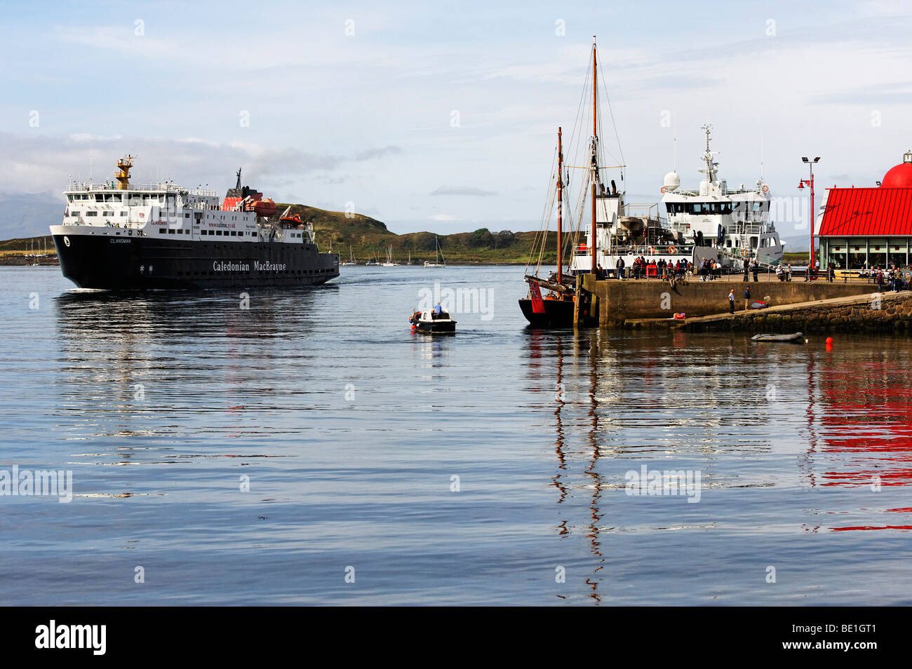 CalMac ferry arriving in Oban Harbour Stock Photo - Alamy
