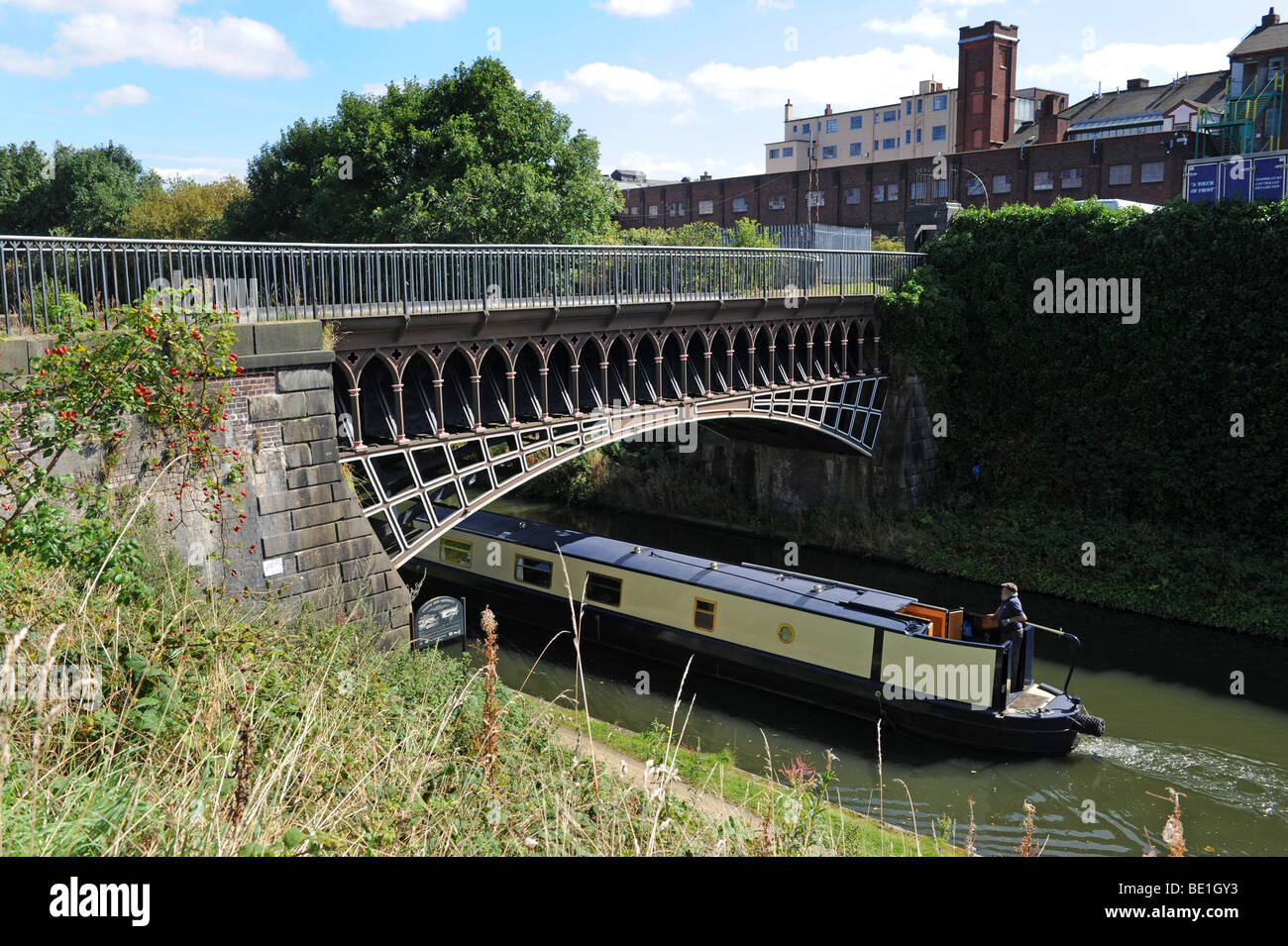 The Engine Arm aqueduct at Smethwick Stock Photo - Alamy