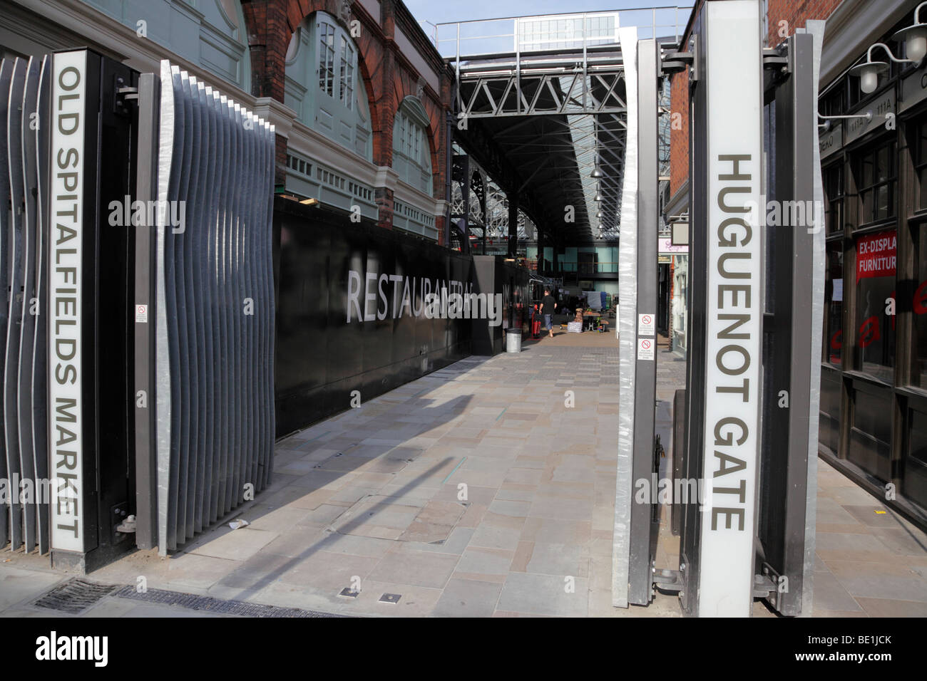 Commercial street london hi-res stock photography and images - Alamy