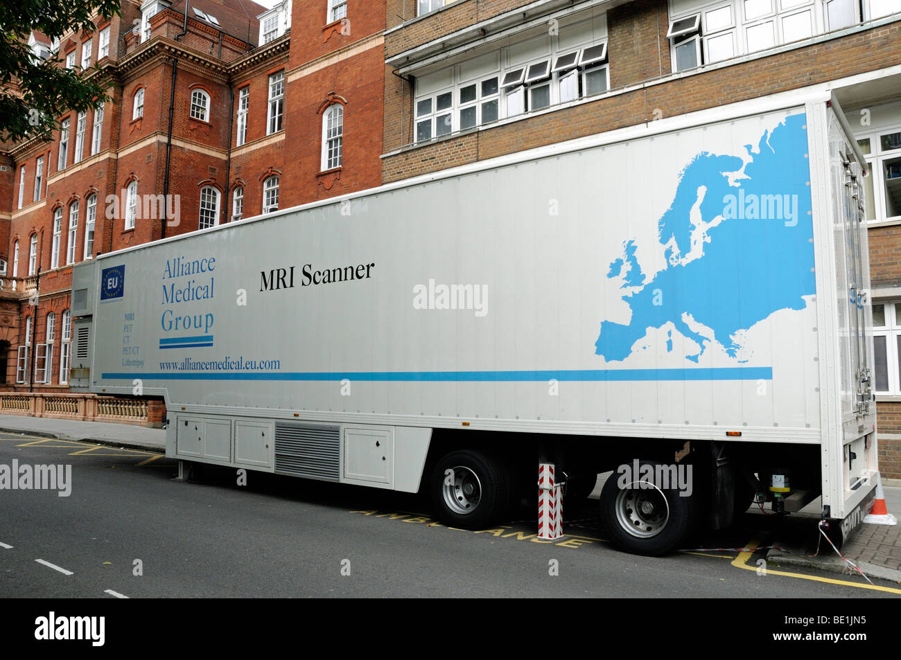 MRI Scanner outside The National Hospital for Neurology and ...