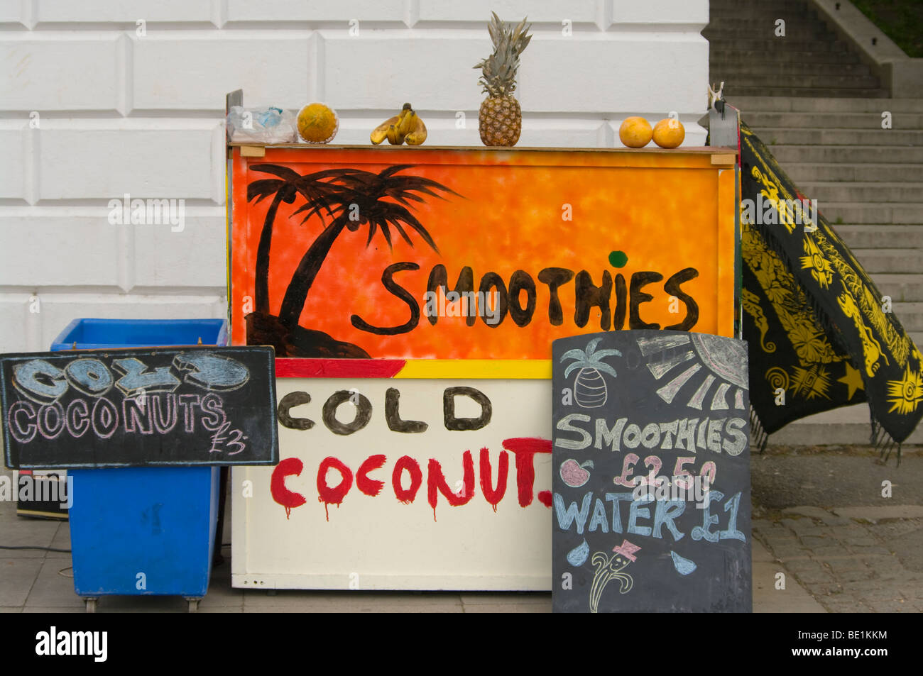 Tropical Smoothies Stall Stock Photo - Alamy