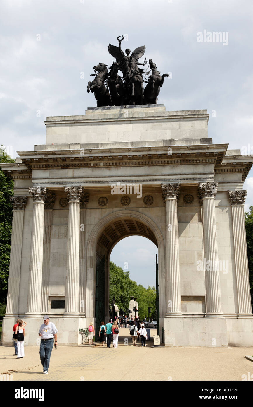 wellington arch also known as constitution arch hyde park london uk ...