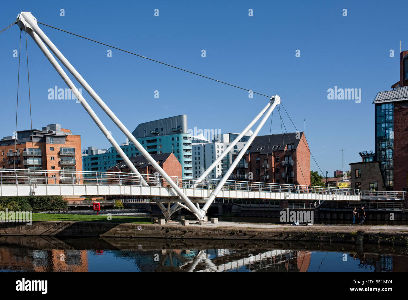 Knights Way Bridge near Clarence Dock and the Royal Armouries, Leeds ...