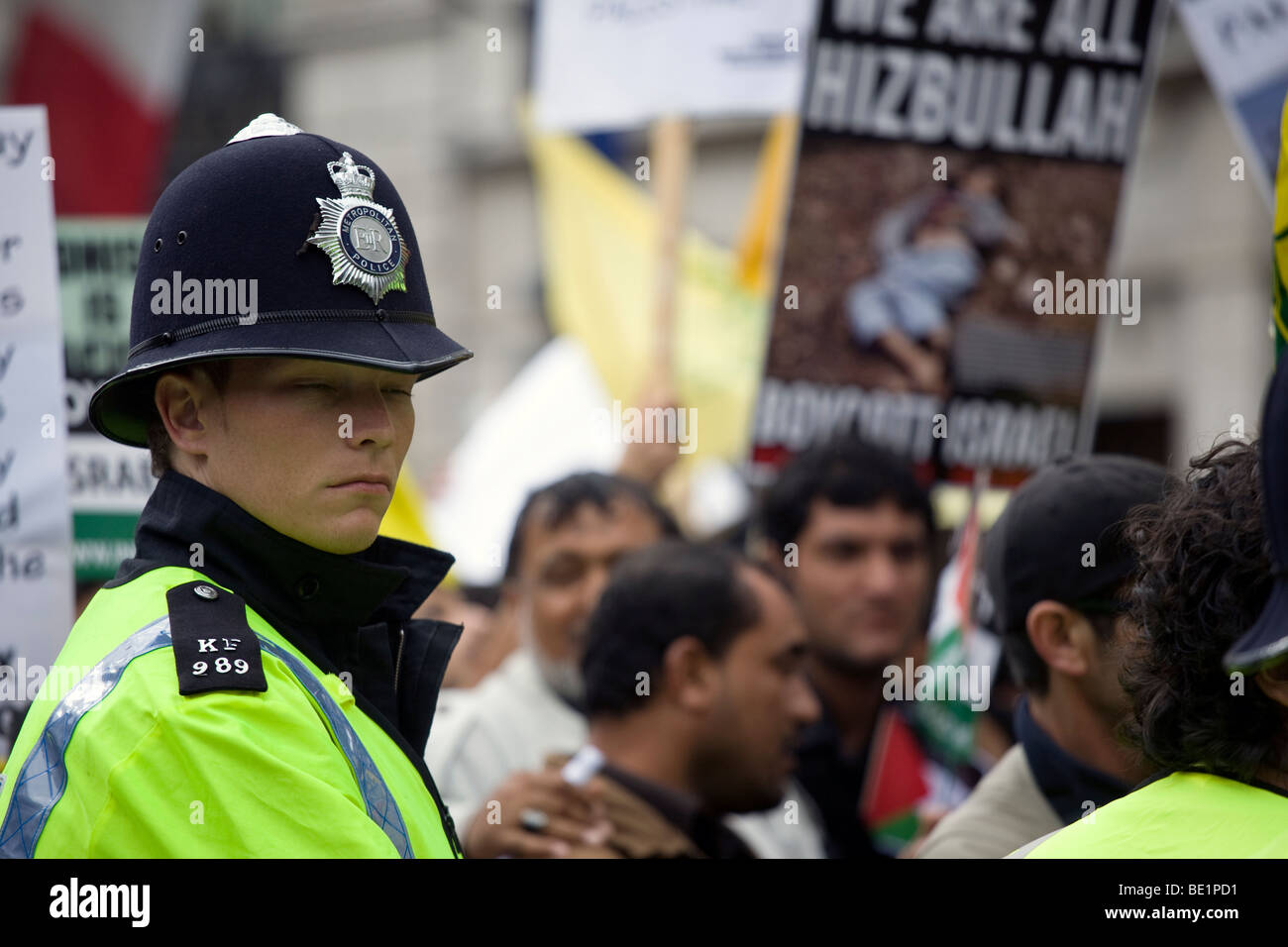 Quds force hi-res stock photography and images - Alamy