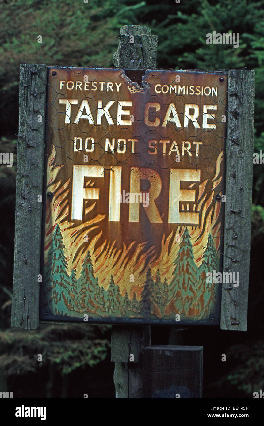 Danger forest fire hazard warning hi-res stock photography and images ...