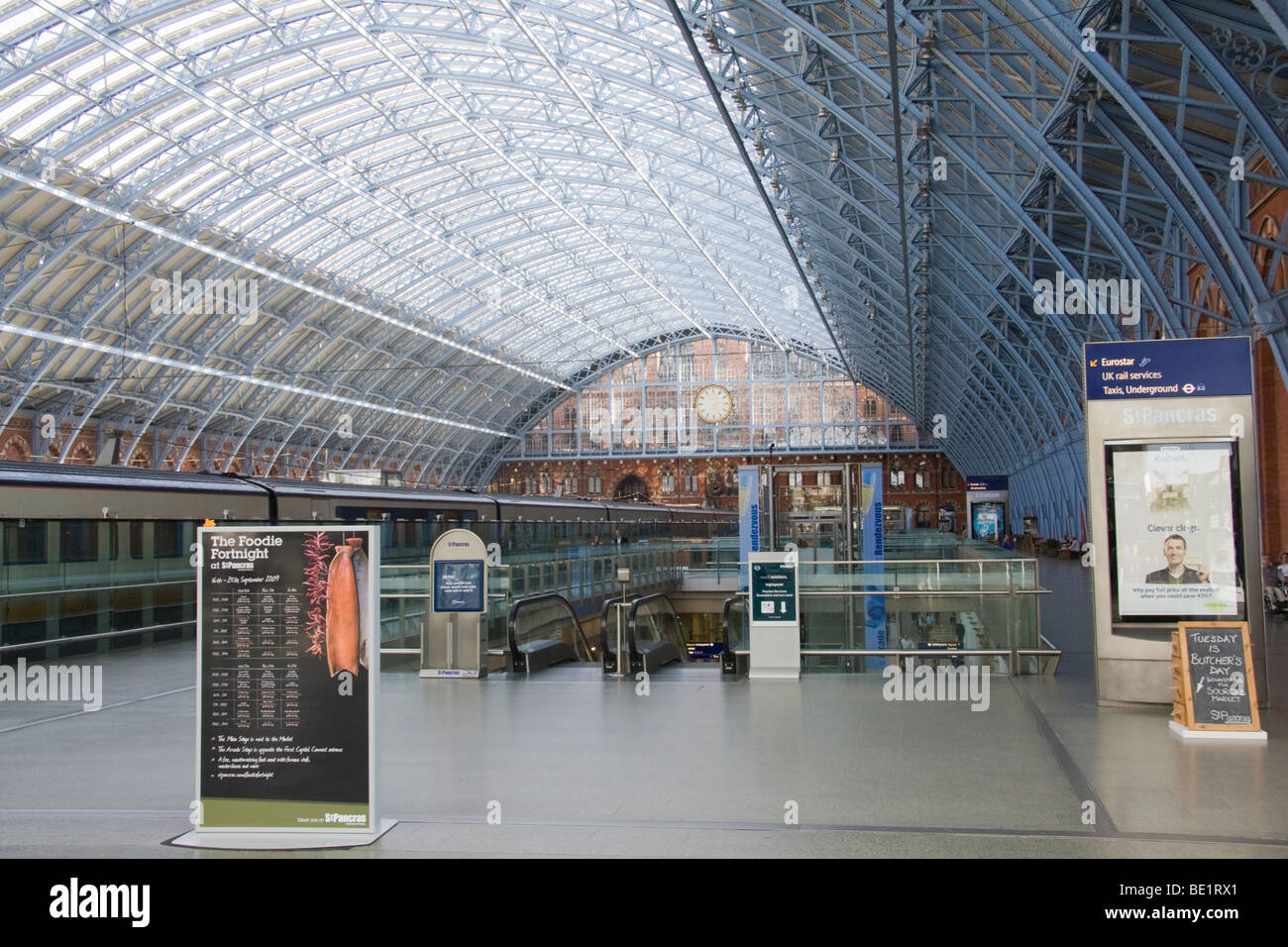 Terminal eurostar terminal hi-res stock photography and images - Alamy