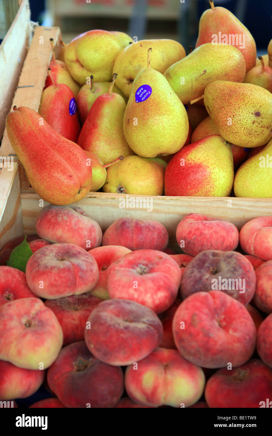Local pears hi-res stock photography and images - Alamy