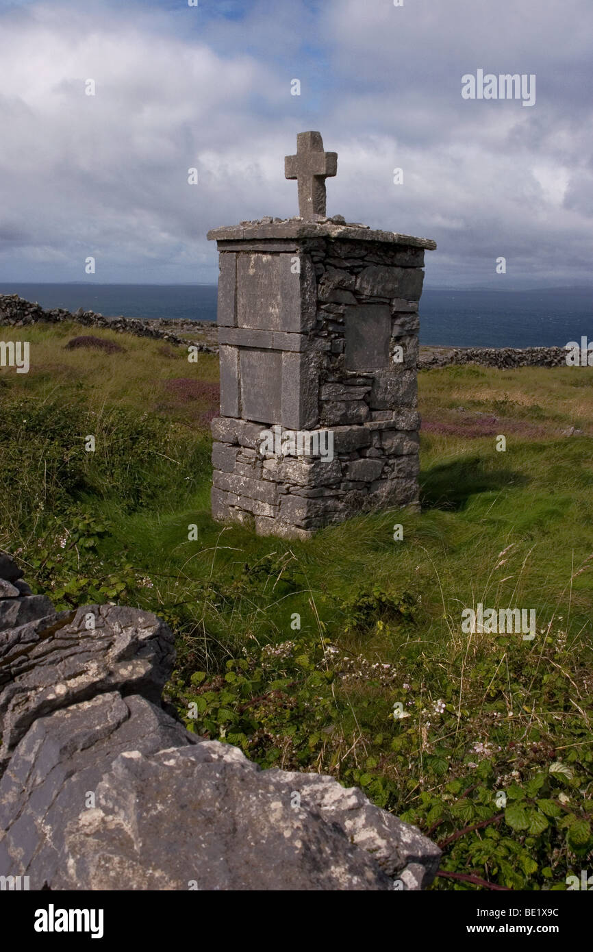 Catholic grave hi-res stock photography and images - Alamy