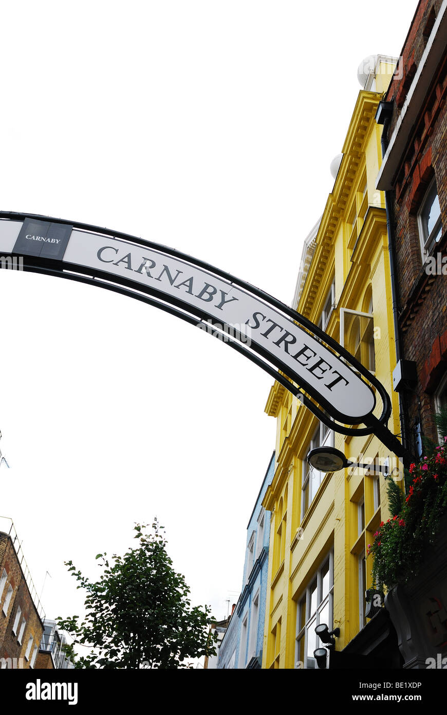 Carnaby street sign hi-res stock photography and images - Alamy