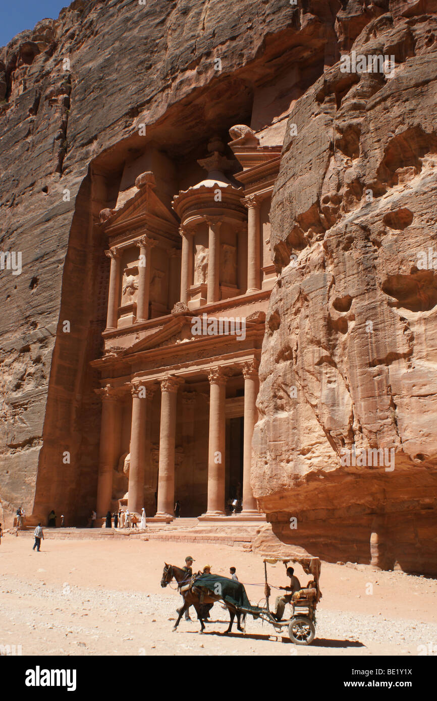 The Treasury, Petra, Jordan Stock Photo - Alamy