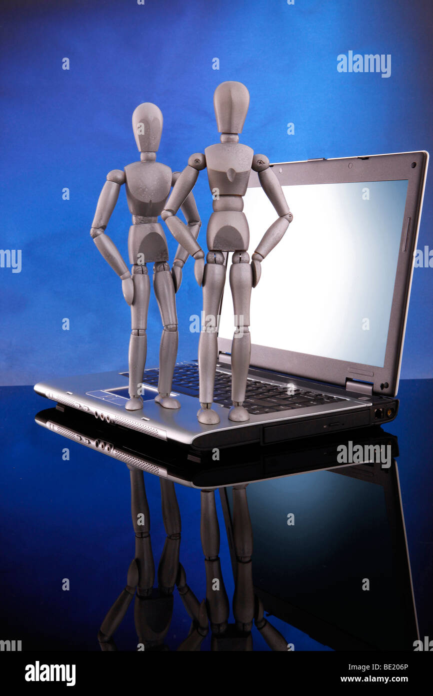 Laptop repair hi-res stock photography and images - Alamy