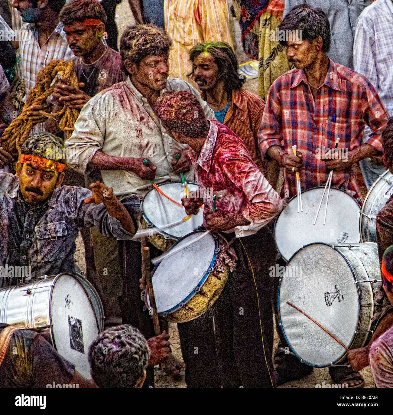 multiple drummers during a Hindu festival Stock Photo - Alamy
