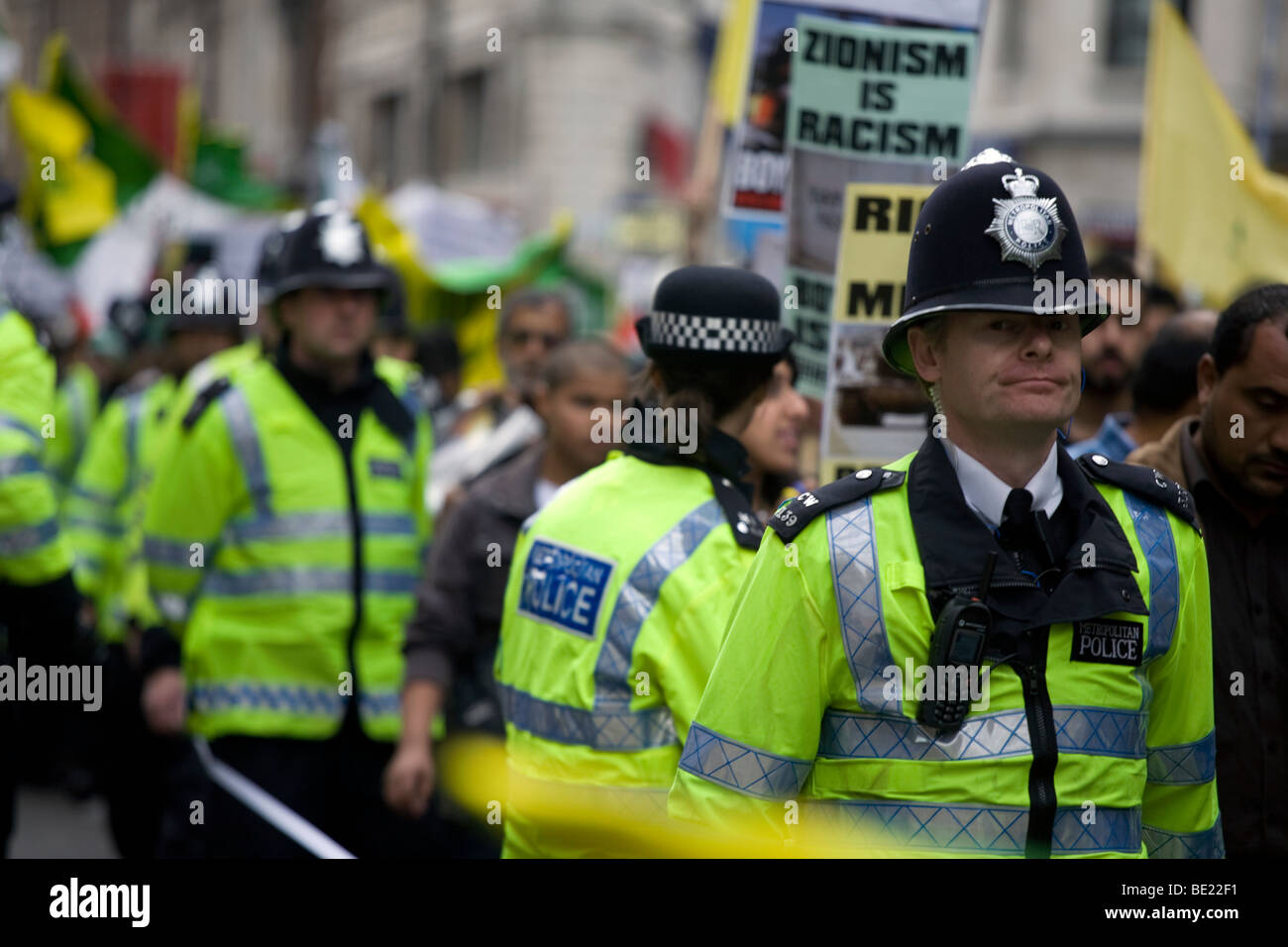 Quds force hi-res stock photography and images - Alamy